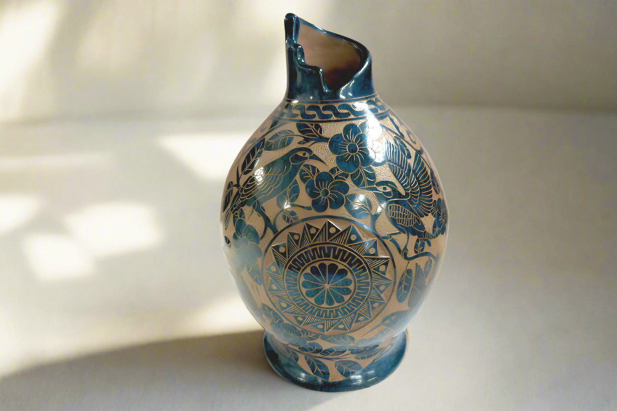 Sol Sagrado Art Vase