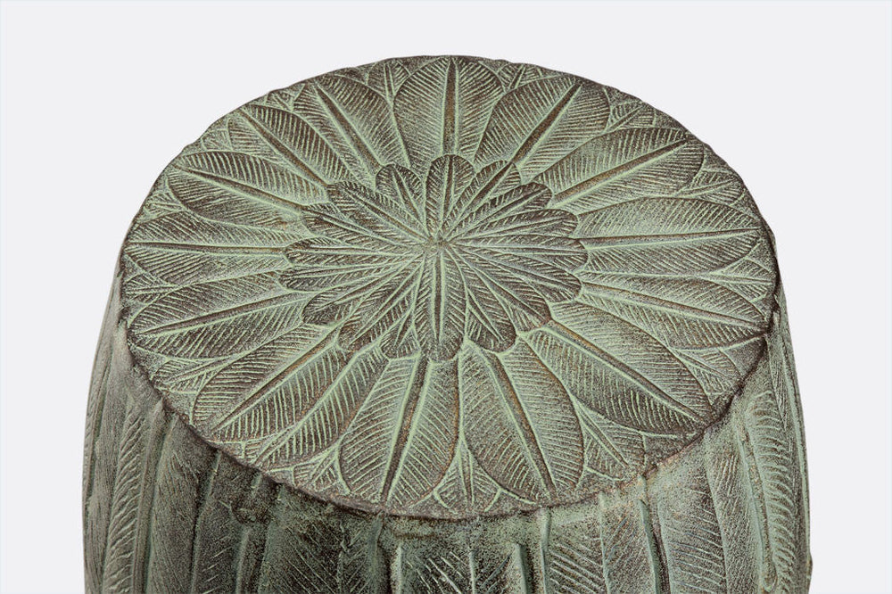 Peacock Feathers Garden Stool